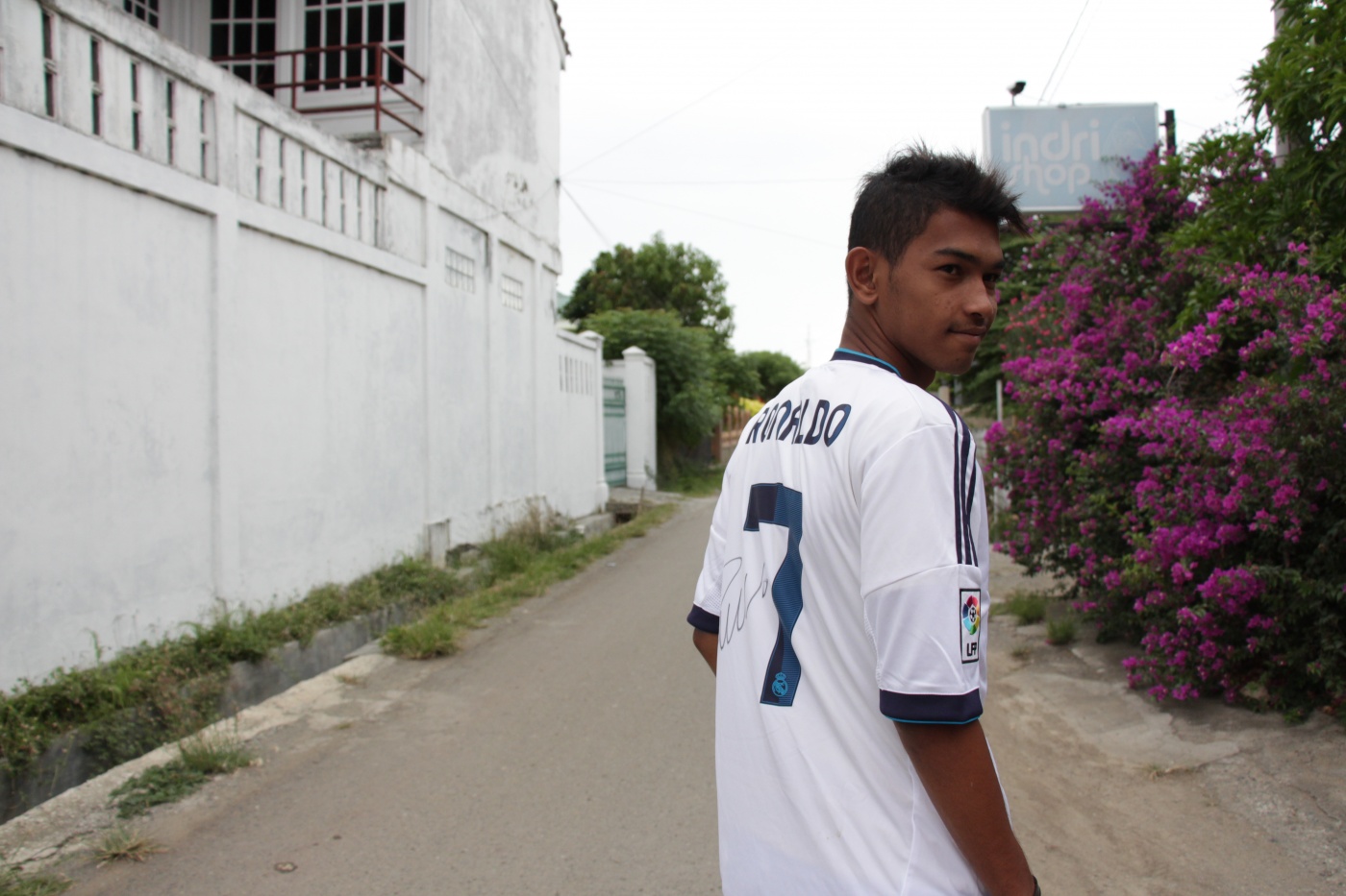 La storia di Martunis sopravvissuto allo tsunami di 10 anni fa | Save ...